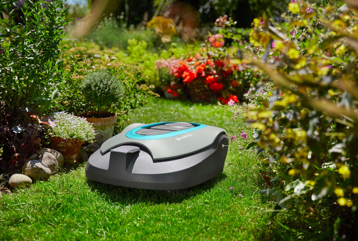 Husqvarna Automower compared with Gardena Sileno and Minimo robotic mo