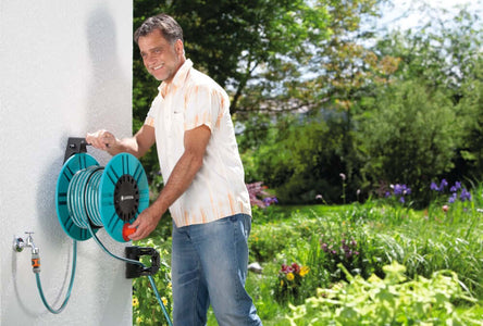 Gardena Classic Wall-fixed Hose Reel 60 with Hose Guide