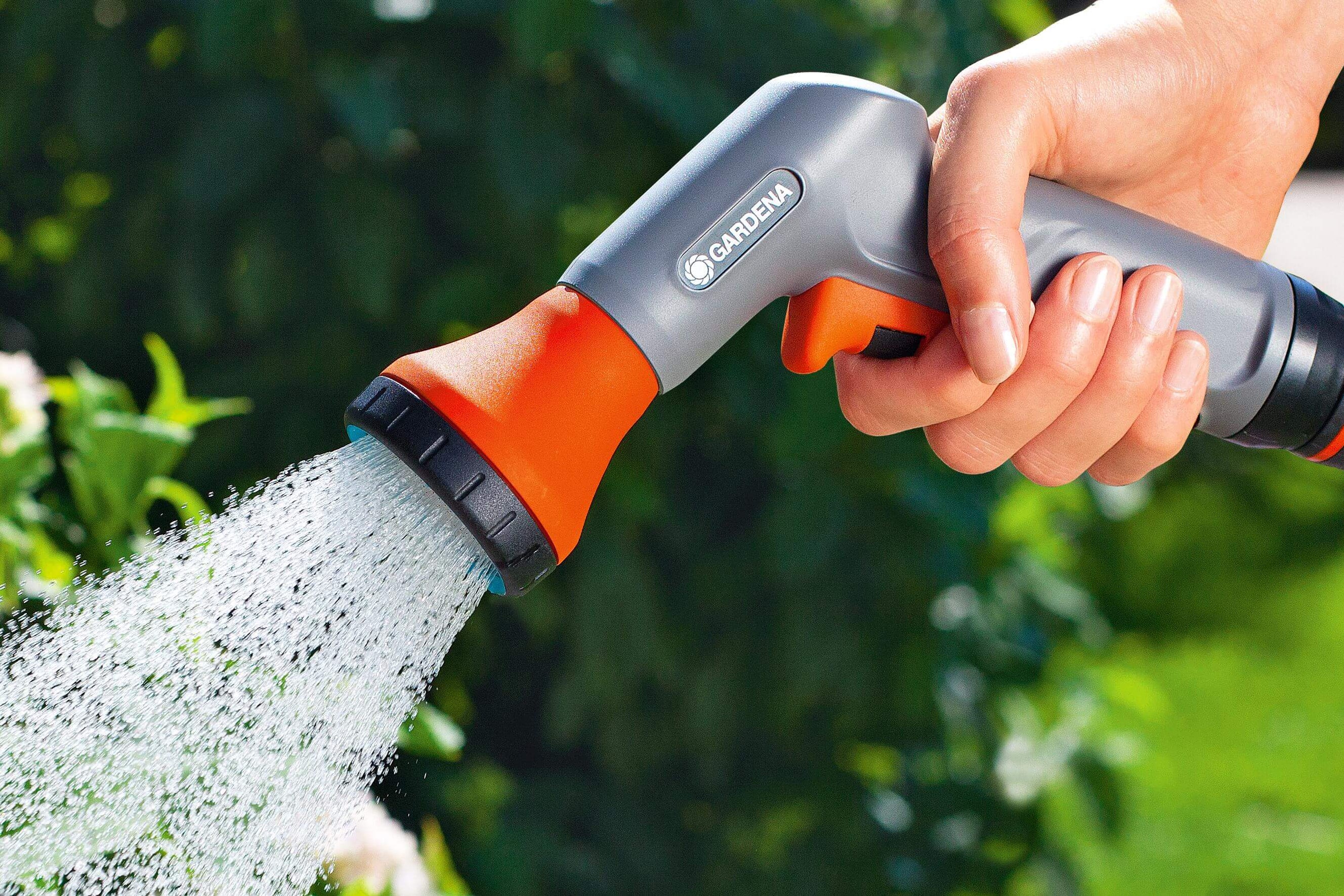Gardena Basic Sprayer Set - Gentle Watering Solution